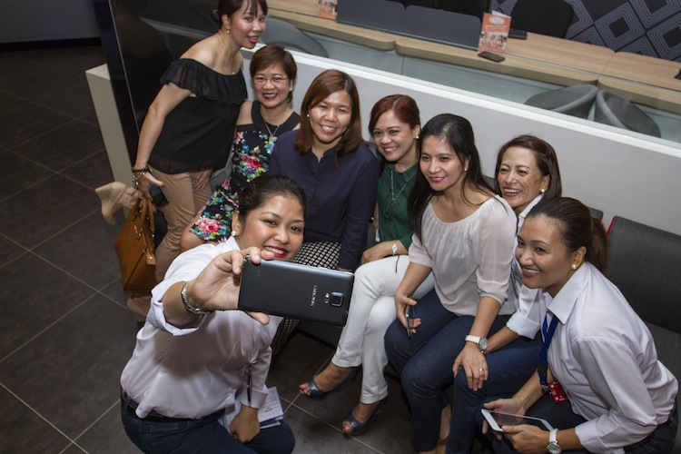 PLDT HOME SM Lipa flagship store opening