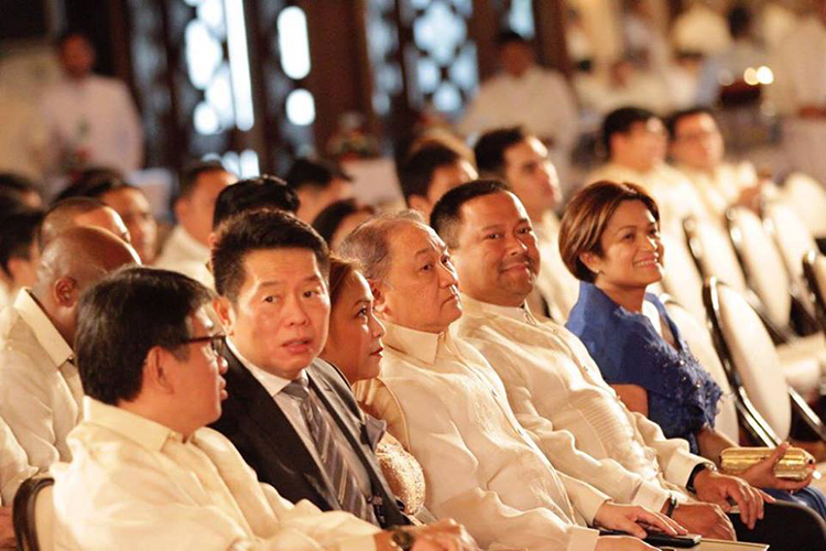 The Outstanding Young Men (TOYM) Awards 2016 #PLDTHomeFibr | PLDT HOME