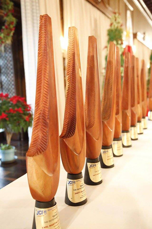 The Outstanding Young Men (TOYM) Awards 2016 #PLDTHomeFibr | PLDT HOME